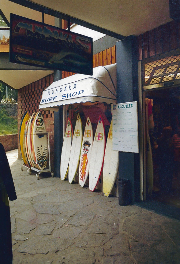 Mundaka Surf Shop – Surf Shop & Surf School
